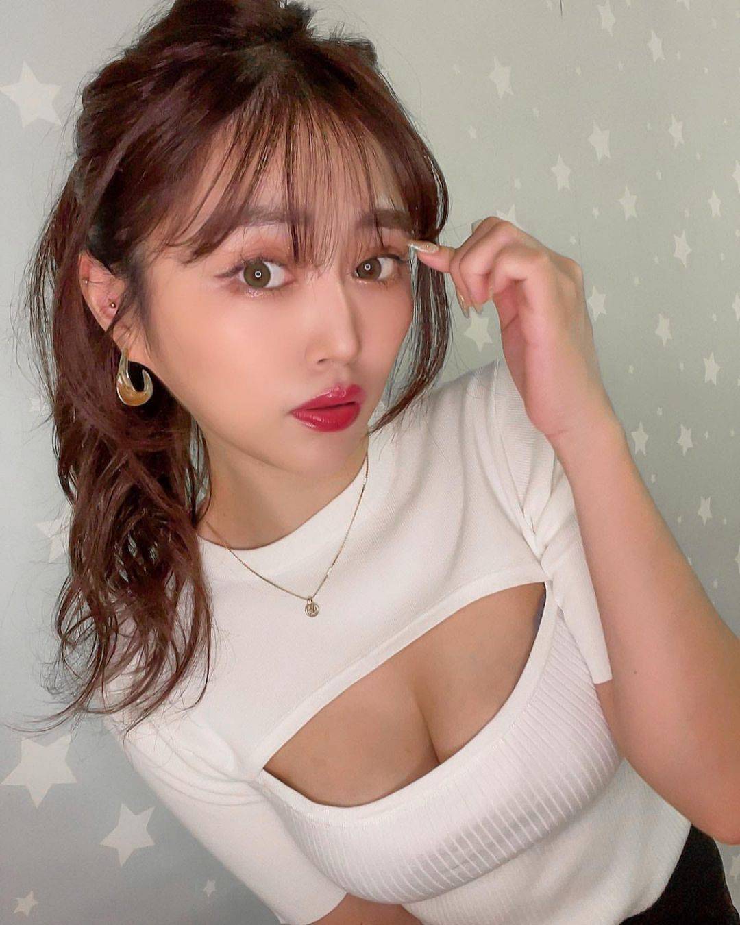 Pretty lips | Scrolller