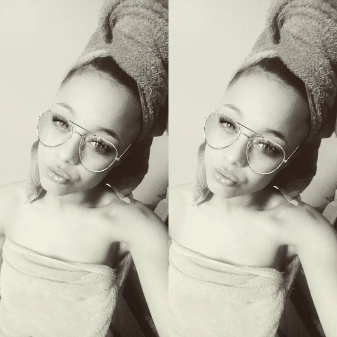 Pretty pouter | Scrolller