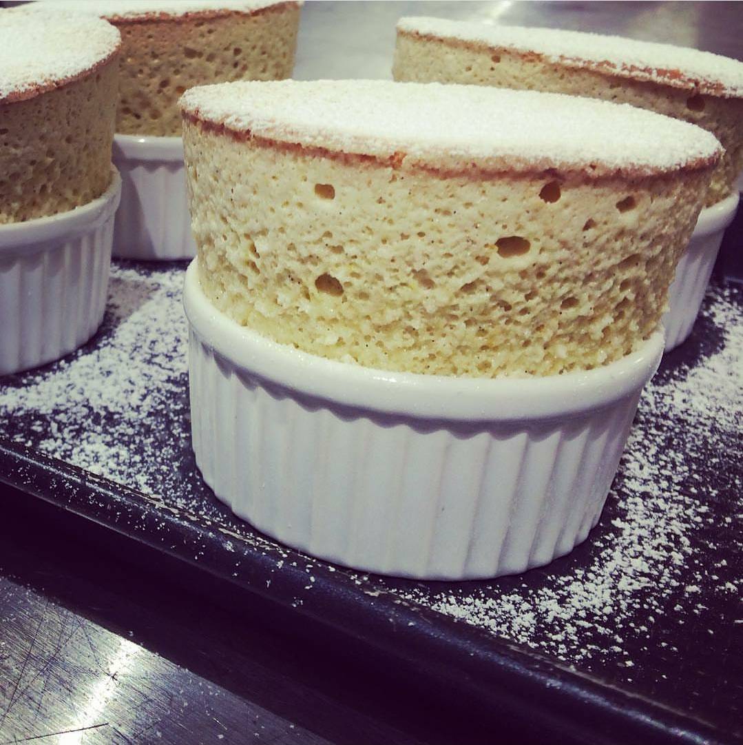 [Pro/Chef] Vanilla Bean Soufflé | Scrolller
