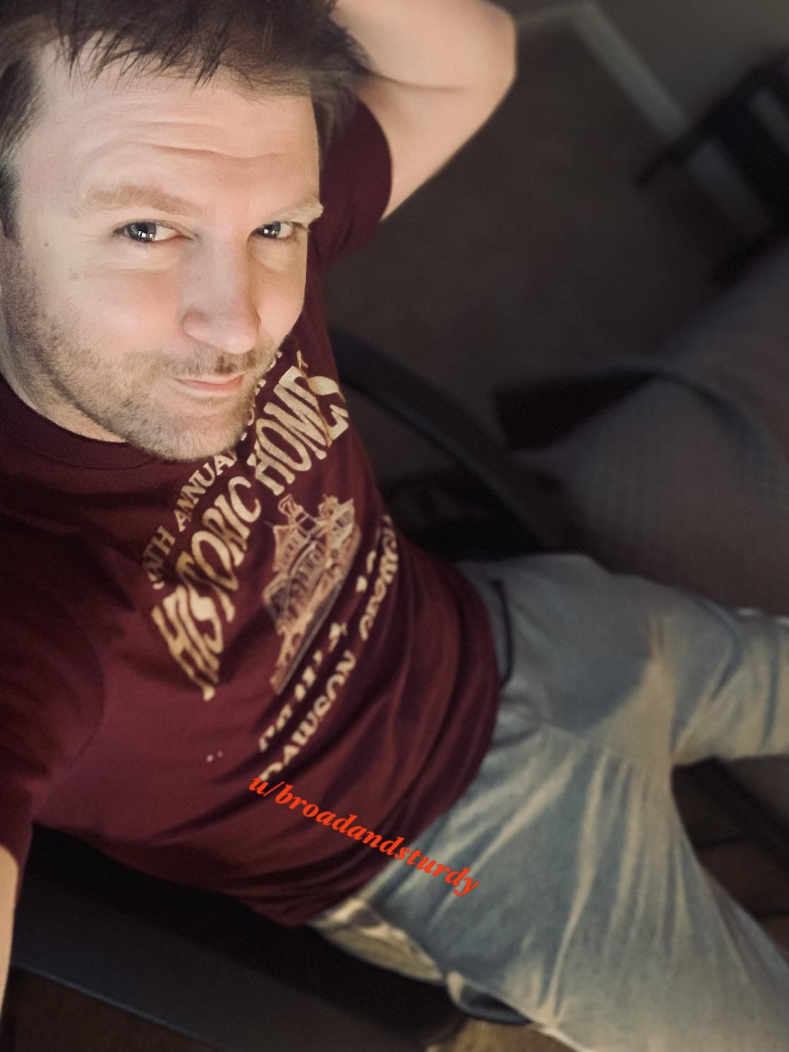 That midweek smirk | Scrolller