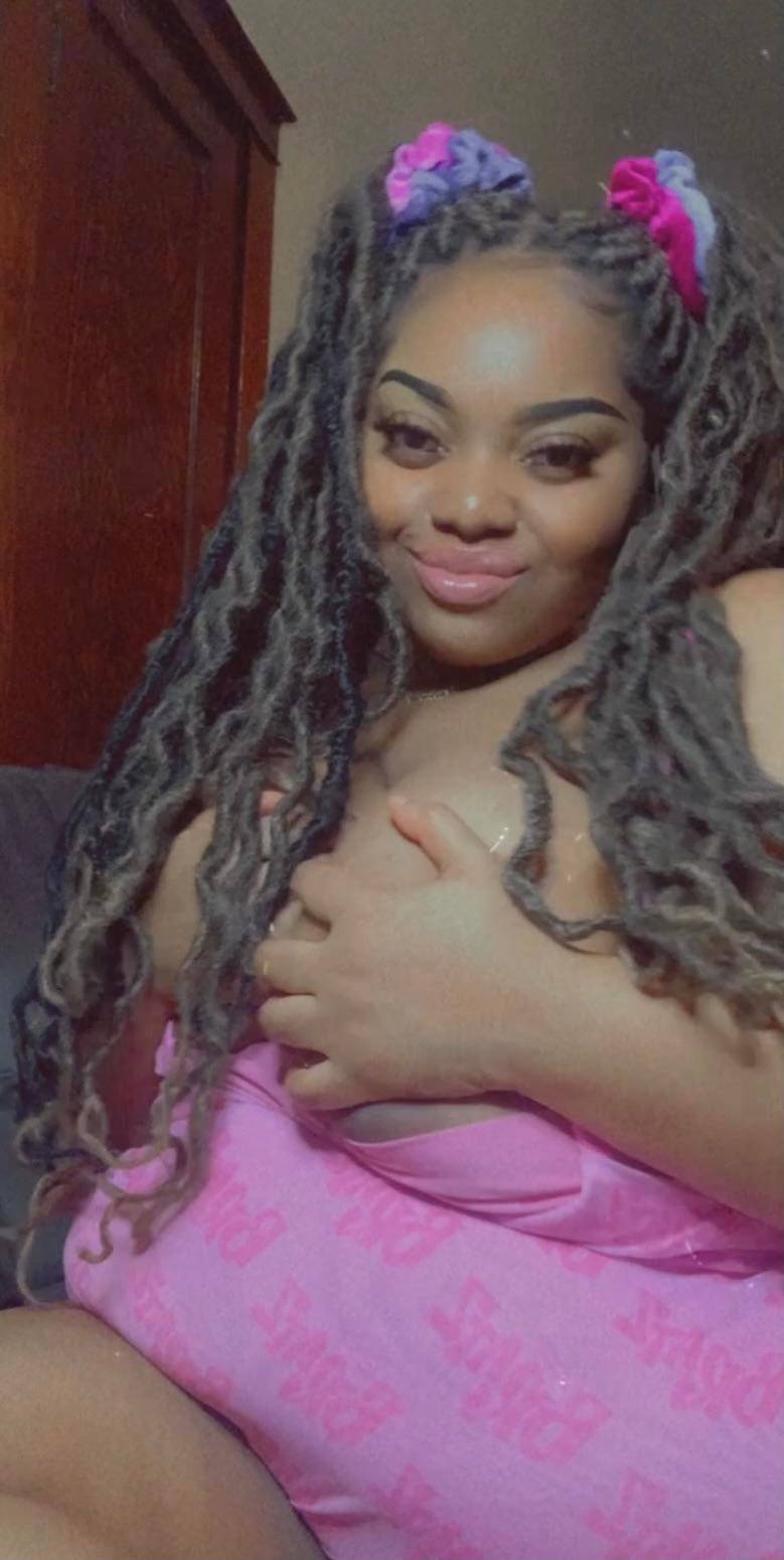 Promise I’ll be a good girl daddy 🥺💗 | Scrolller