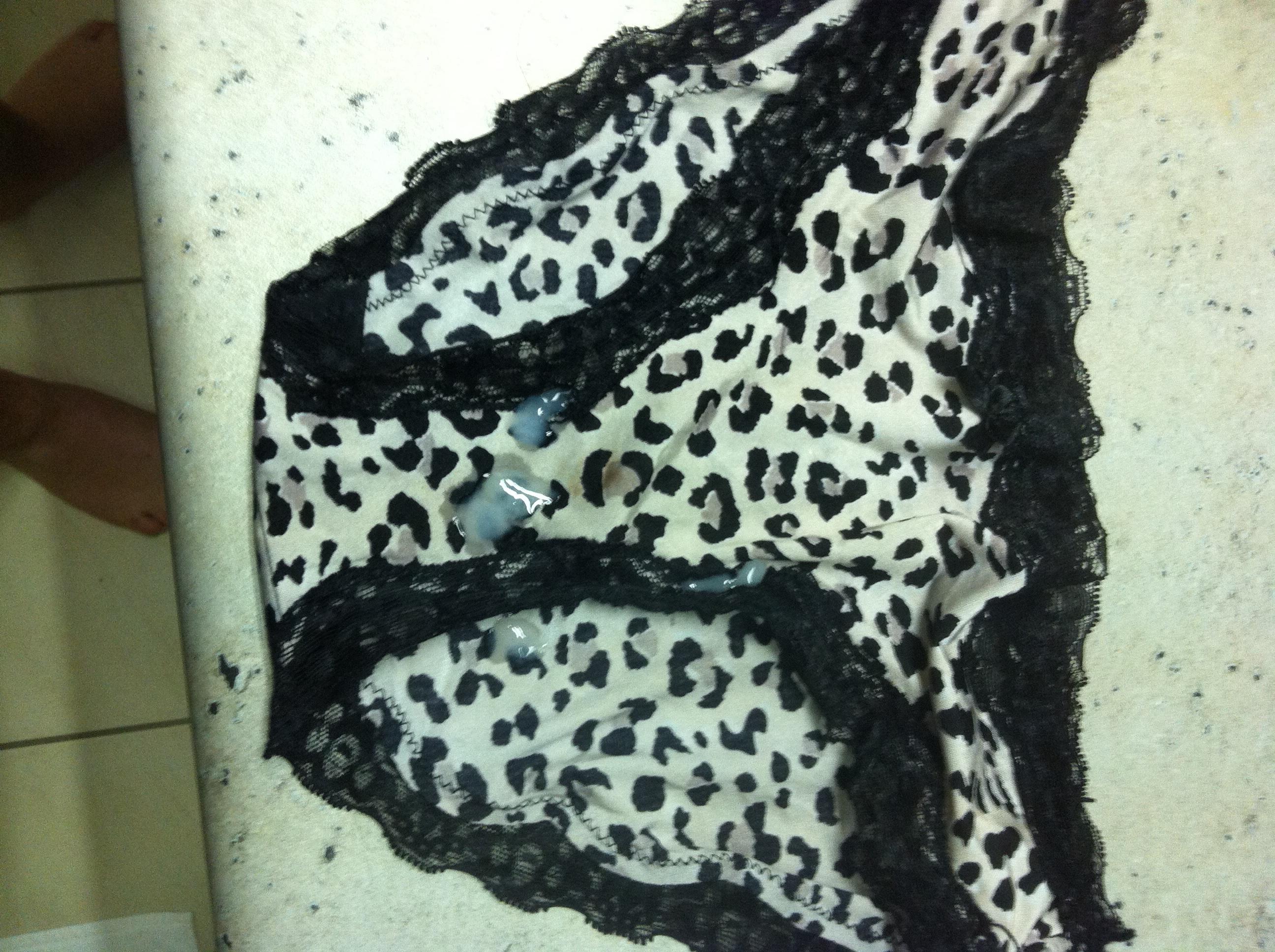 [Proof] Cum on mums (Aussie spelling) panties | Scrolller