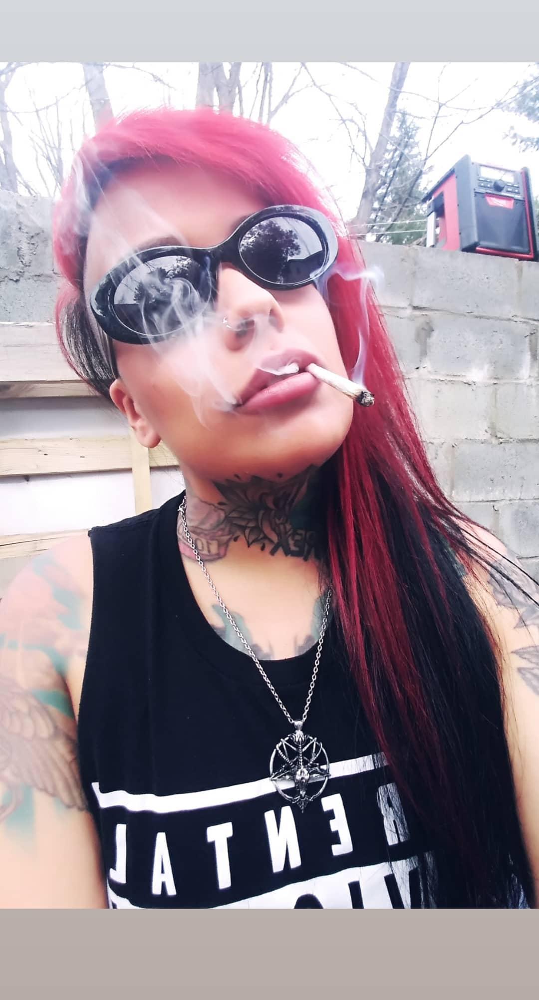 Puff puff | Scrolller