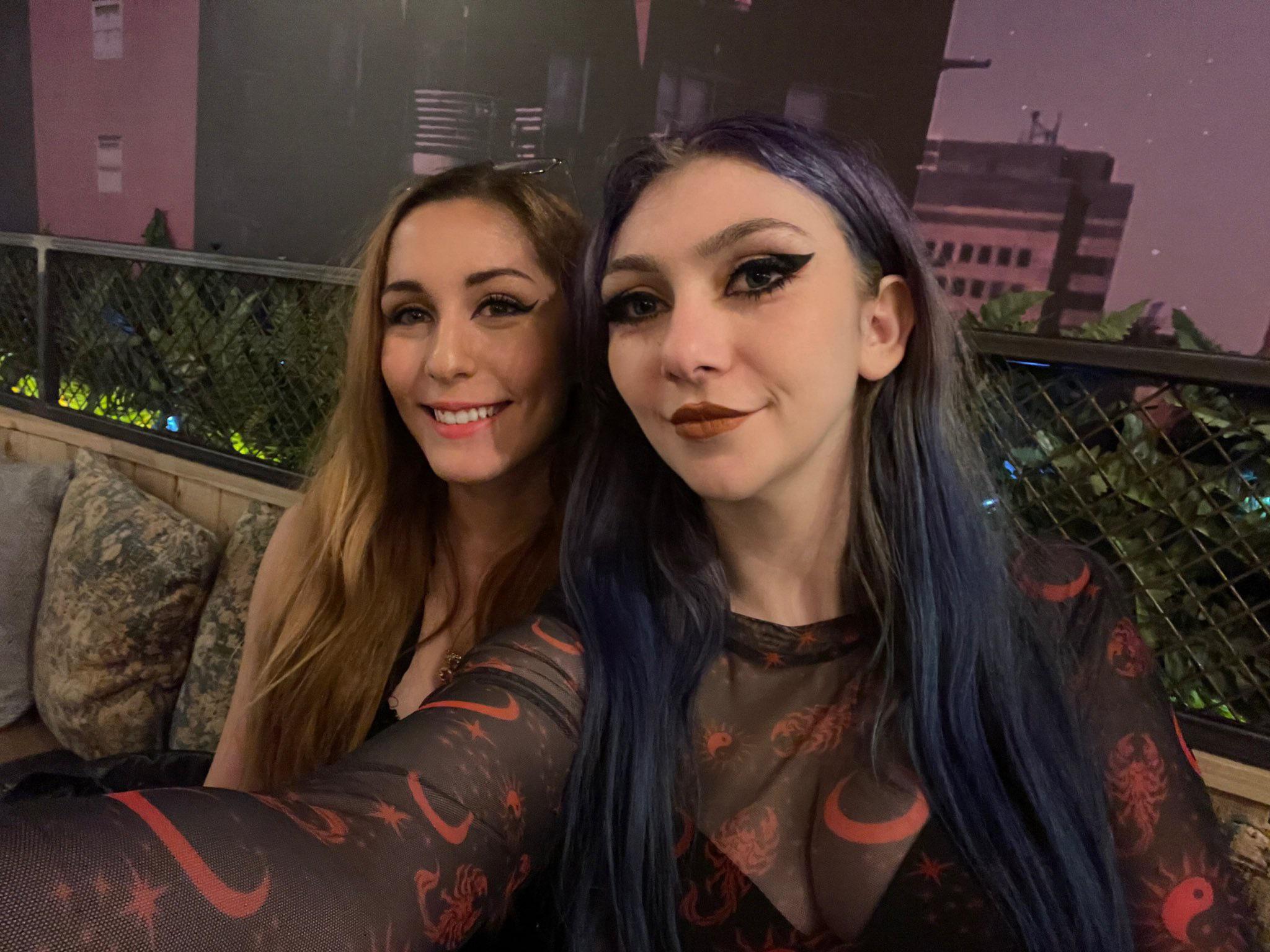 Puffy and minx | Scrolller