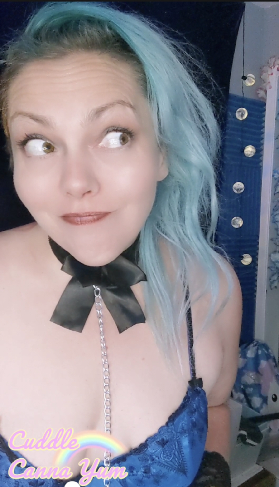 Pull my chain | Scrolller