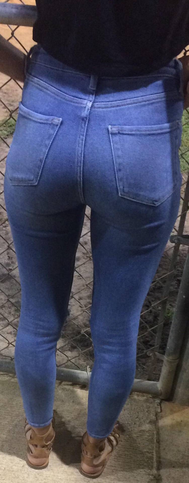 Pulling them up | Scrolller