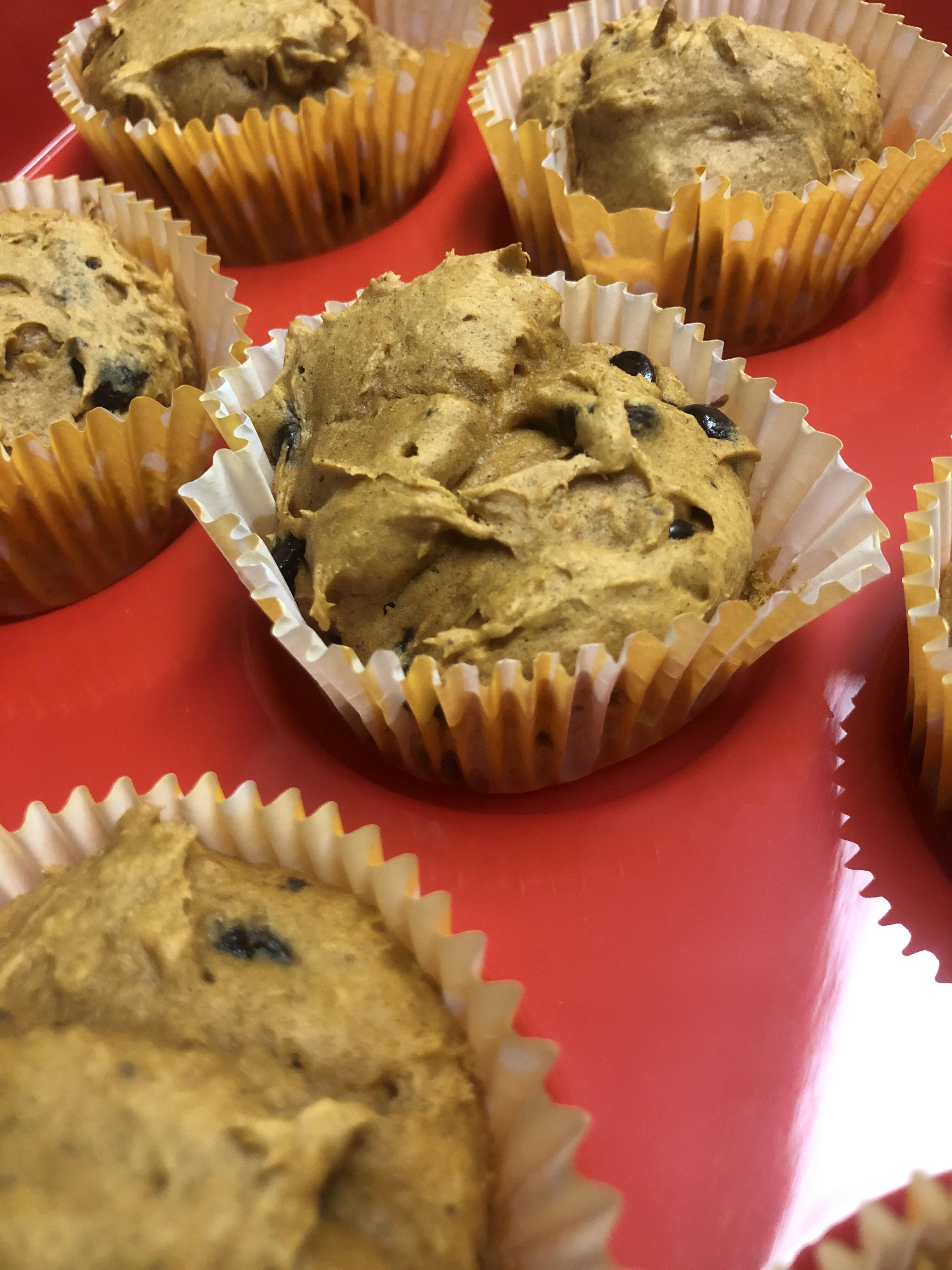 Pumpkin chocolate chip muffins | Scrolller
