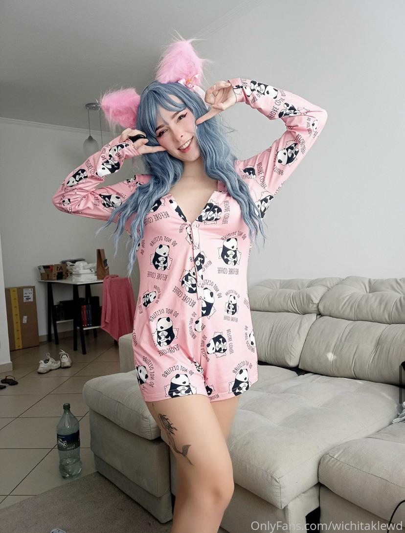 Pyjama partyyy ️ | Scrolller