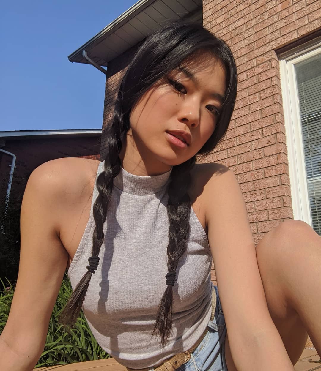 Qiyu Zhou Scrolller