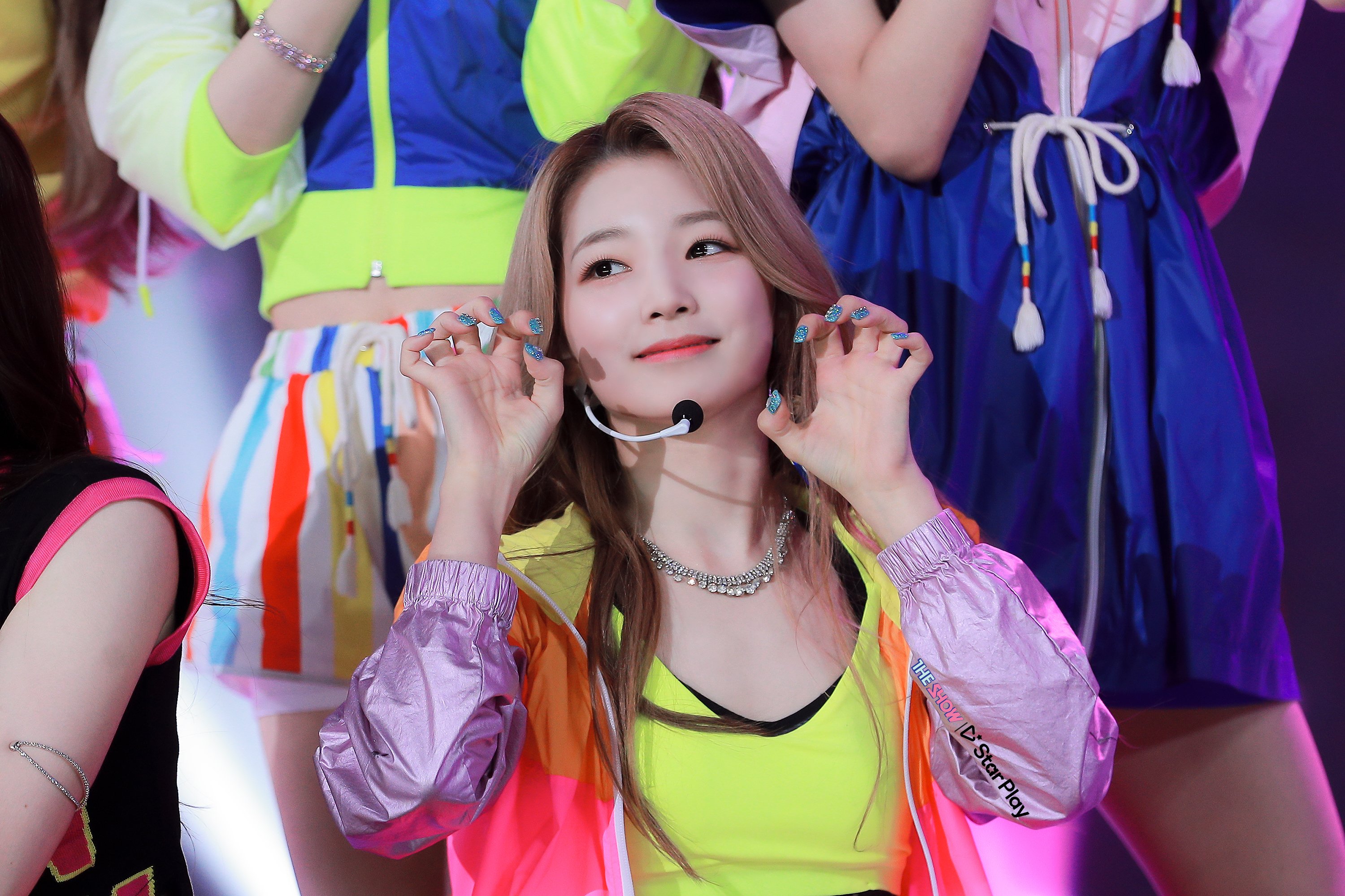 qt claws | Scrolller