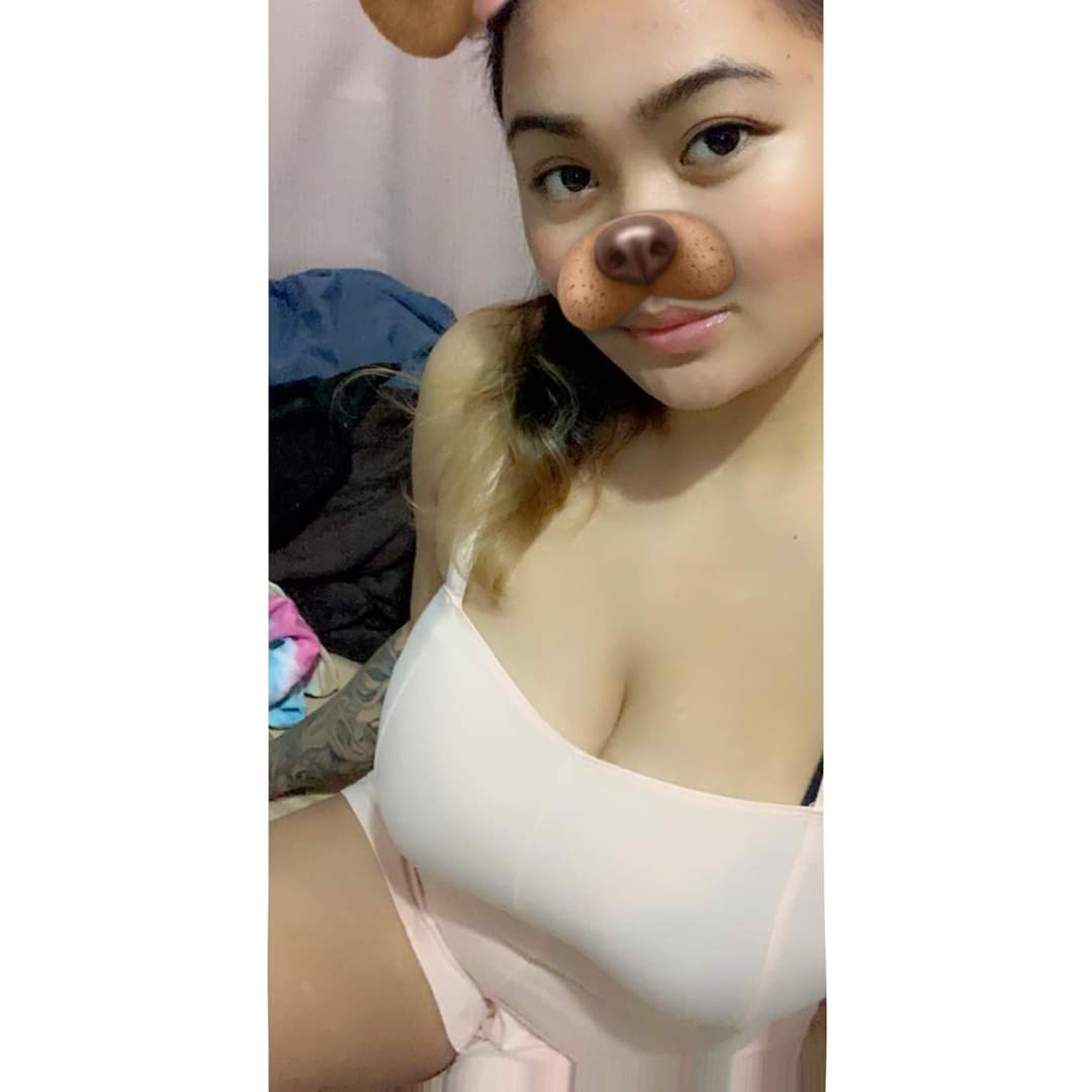 Queenn chin ️ ️ | Scrolller