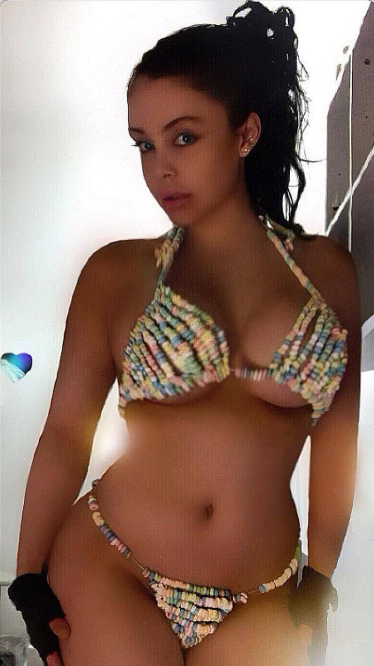 Quelqu'un a [f]aim? 🍬😉 | Scrolller