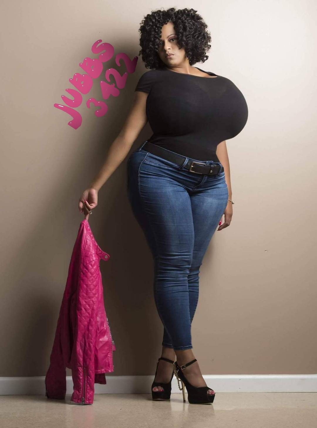 Quensetta Marie BE, AE, and Thighs expansion Morph | Scrolller