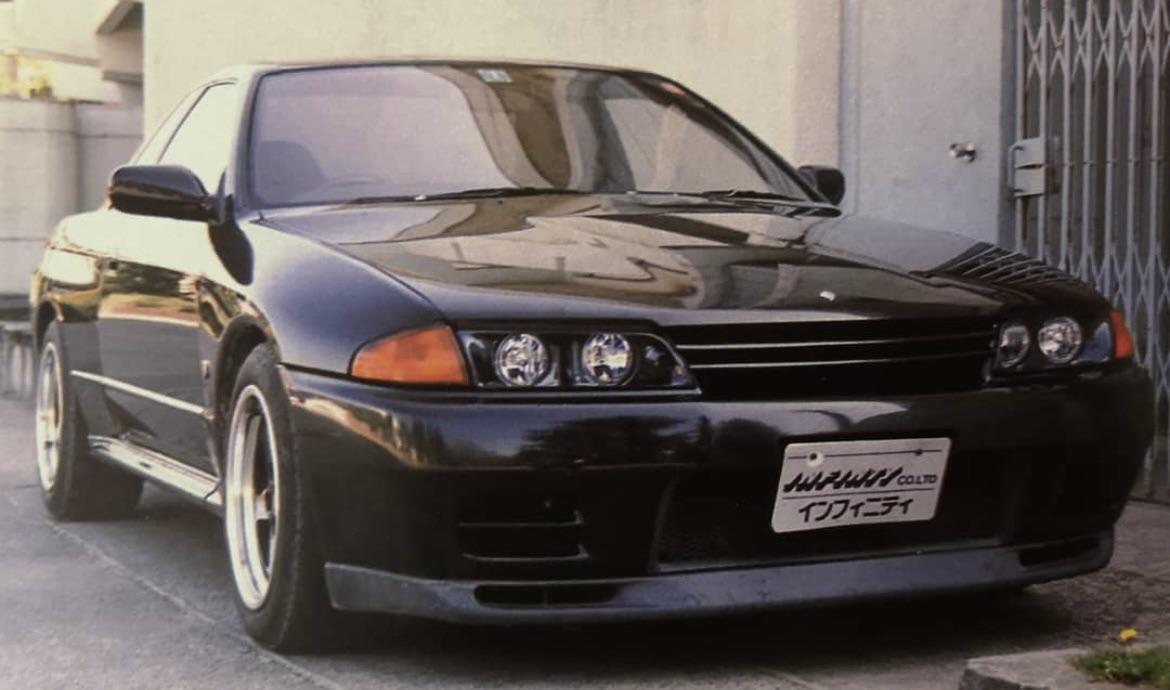 R32 | Scrolller
