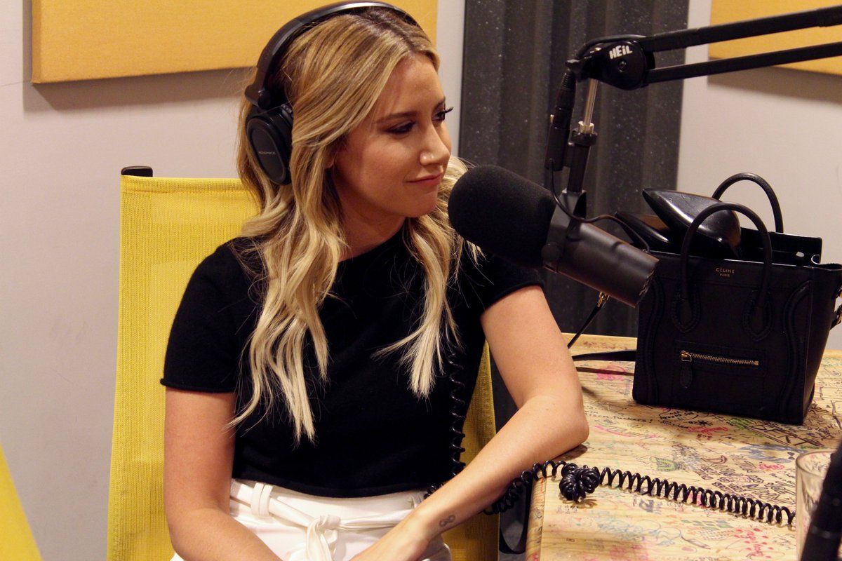 Radio show | Scrolller