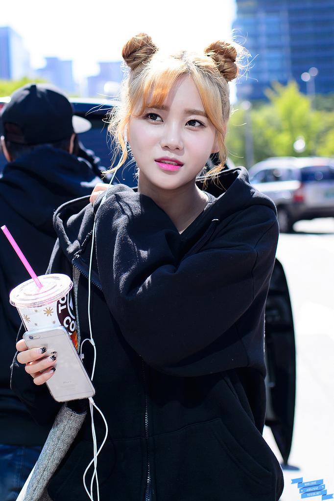 Random pic | Scrolller