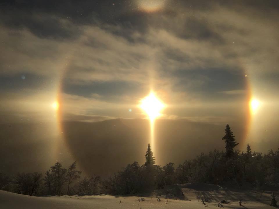 Rare phenomenon called "Sundog" in Sweden | Scrolller
