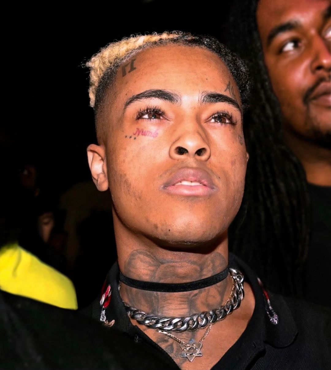 Rare Pic Of Jahseh What Do Yall Think Scrolller