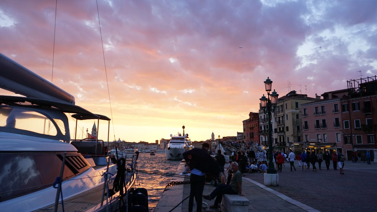 Rare sky in Venice Italy | Scrolller