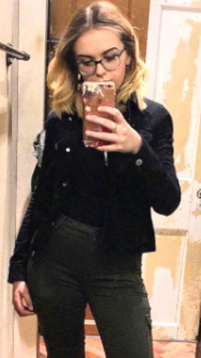 Rate me out of 10 😘 | Scrolller