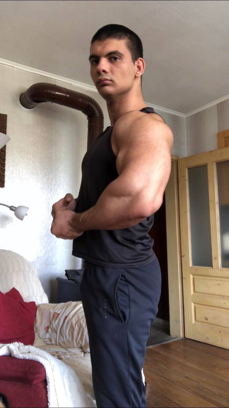 Rate my arm | Scrolller