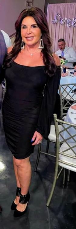 Rate this Gilf 1-10 | Scrolller