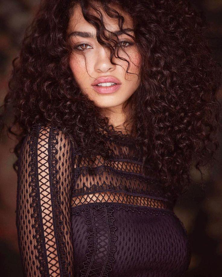 Raven Lyn is the Sexy Woman of the Day! | Scrolller