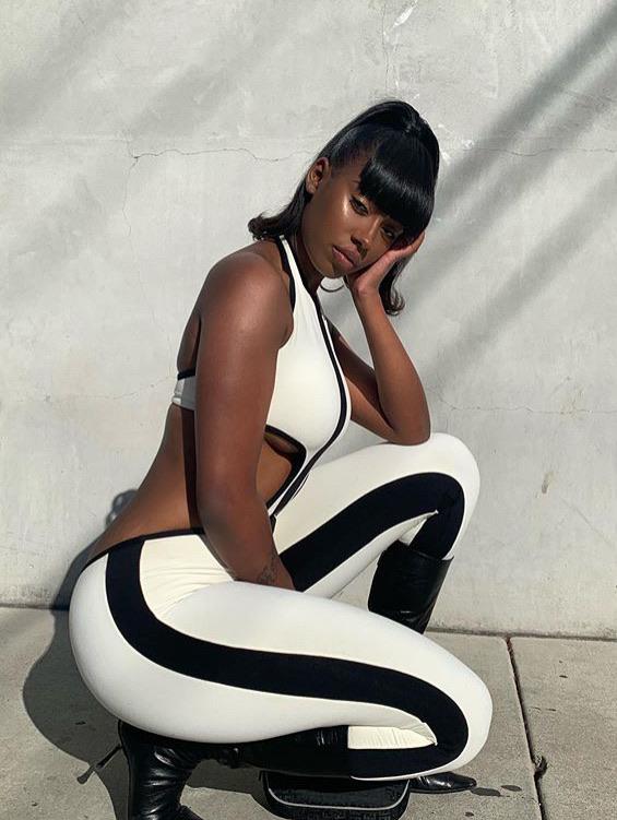 Raven Tracy | Scrolller