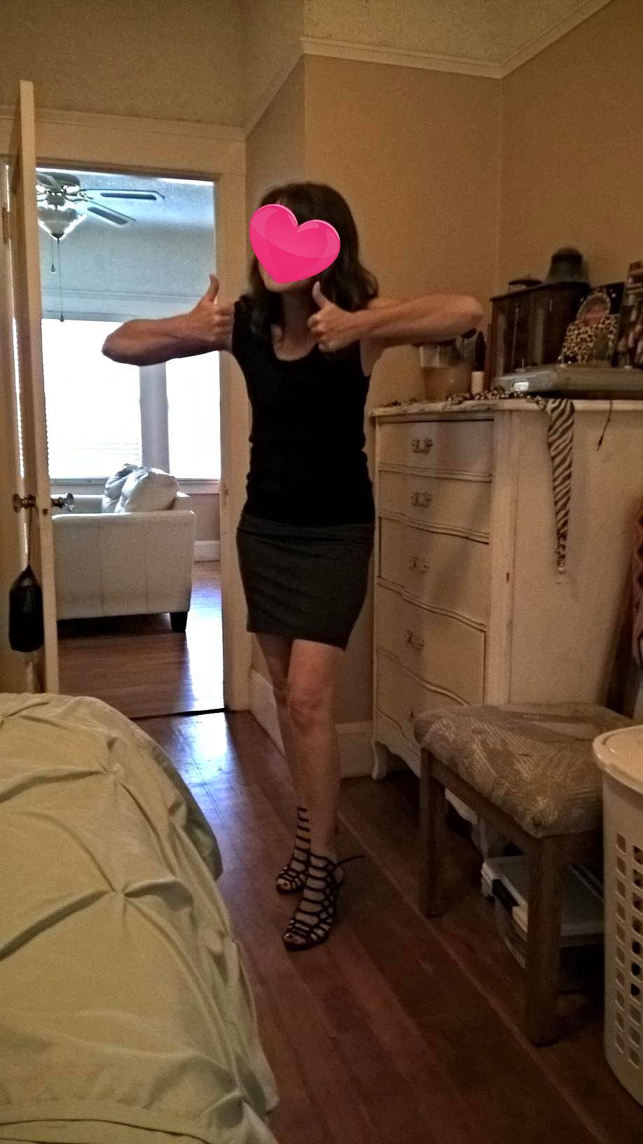 Ready for her date...with two guys! | Scrolller