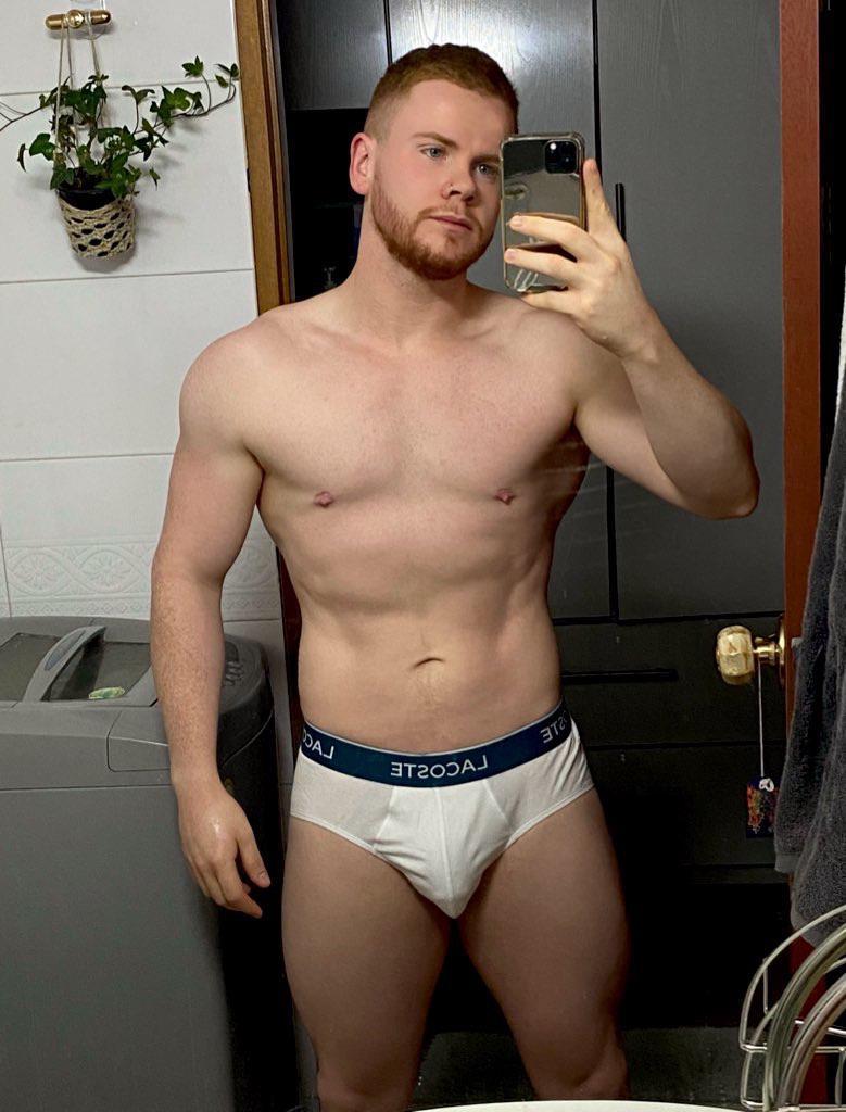 Ready for my weigh in today 💪🏻 | Scrolller