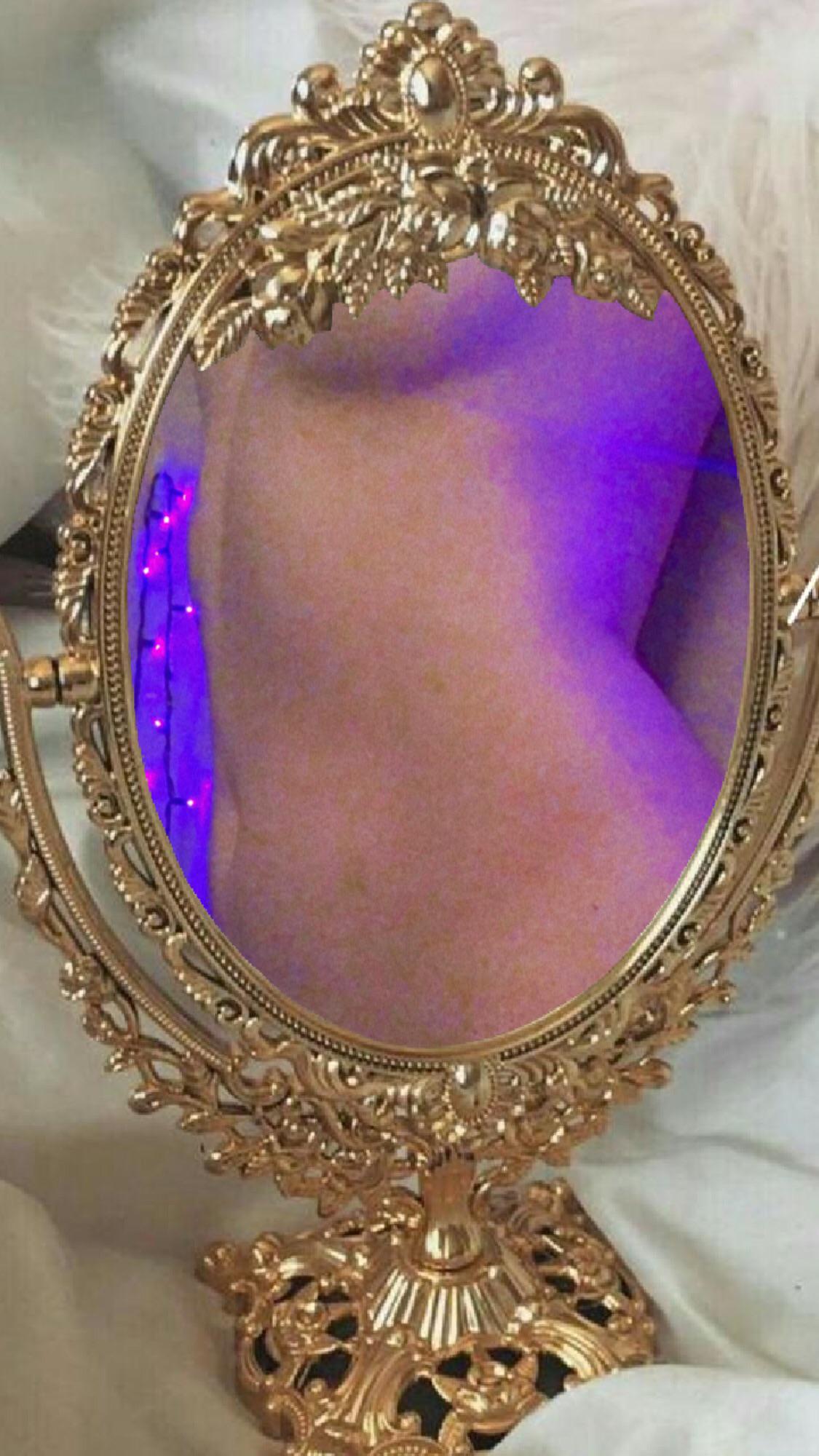 Real amateur under boob | Scrolller