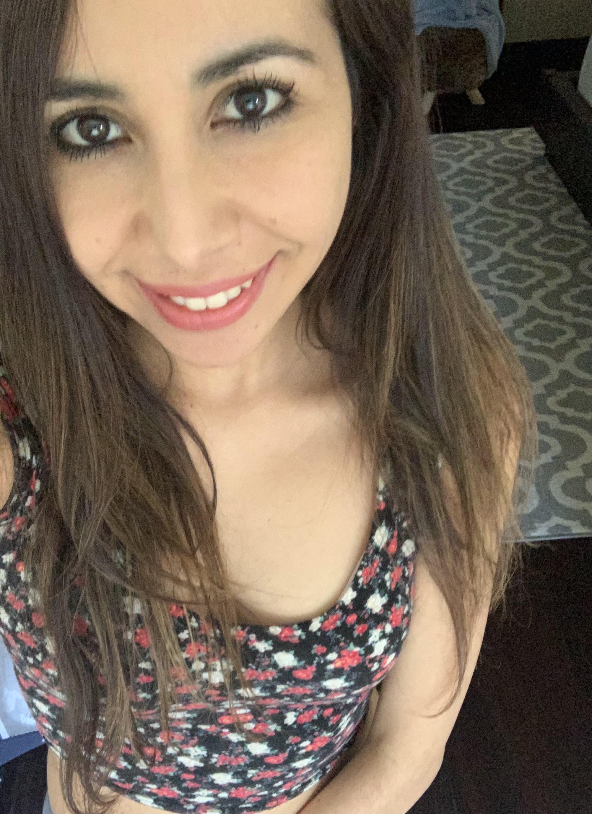 Really feeling that flower power ;) | Scrolller