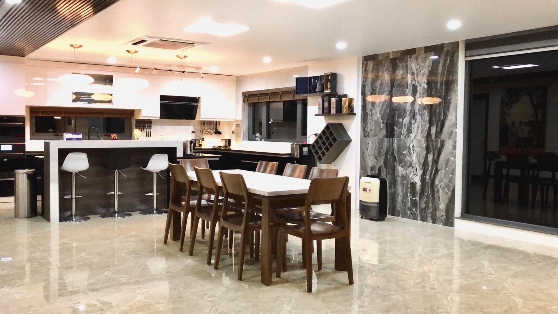 Rebuilt kitchen and dining area | Scrolller