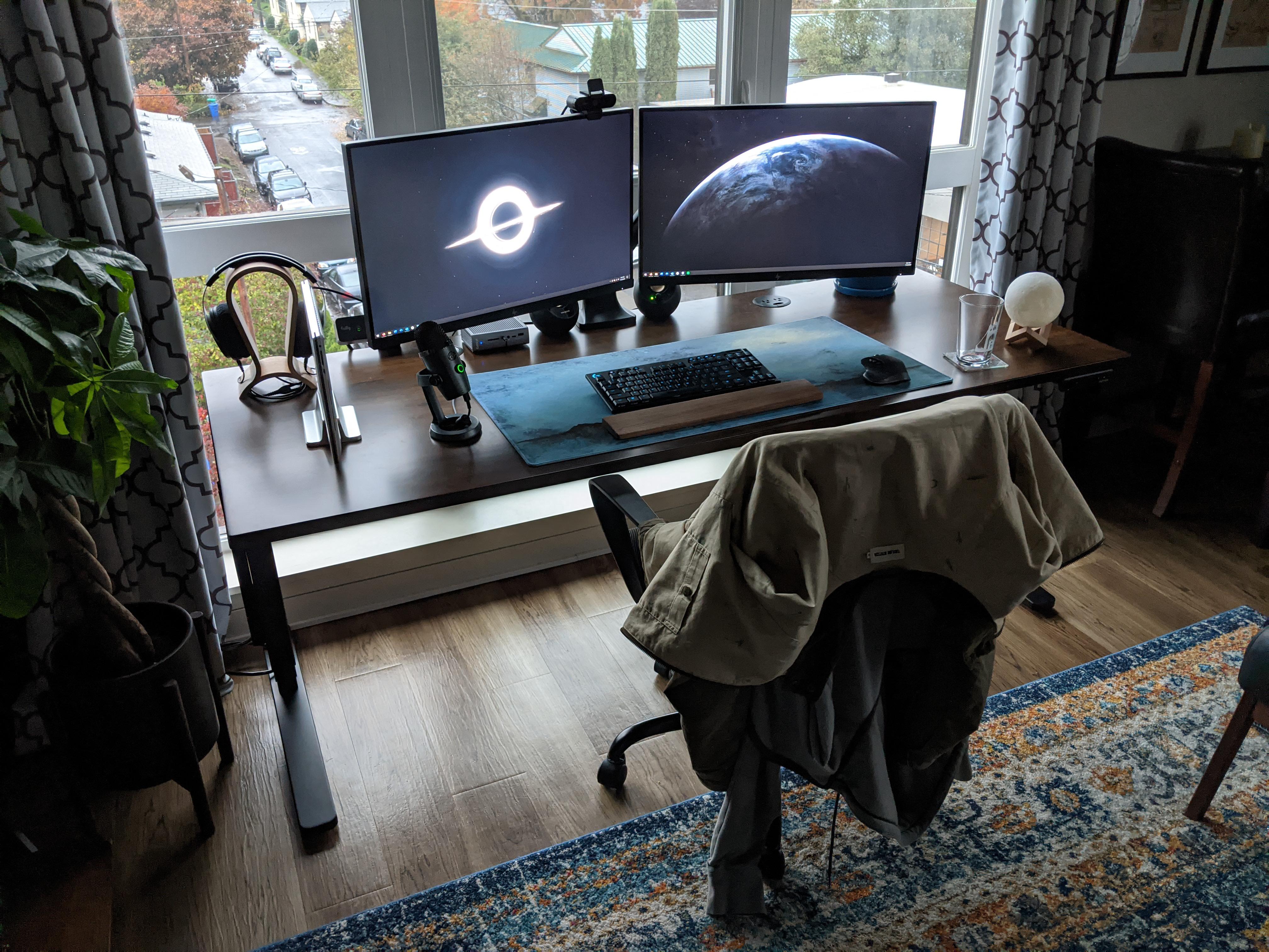 Recently finished my WFH setup here in gloomy Portland | Scrolller