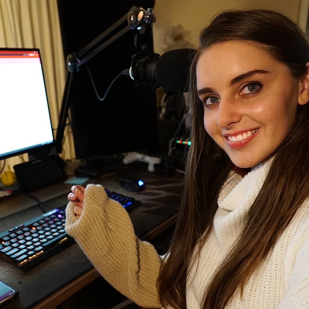 Recording | Scrolller