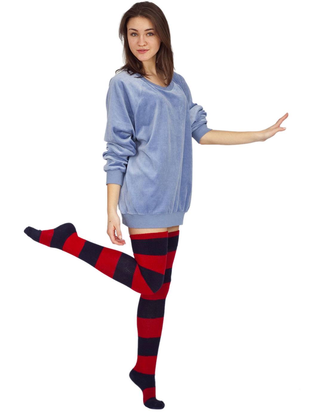 Red and black | Scrolller