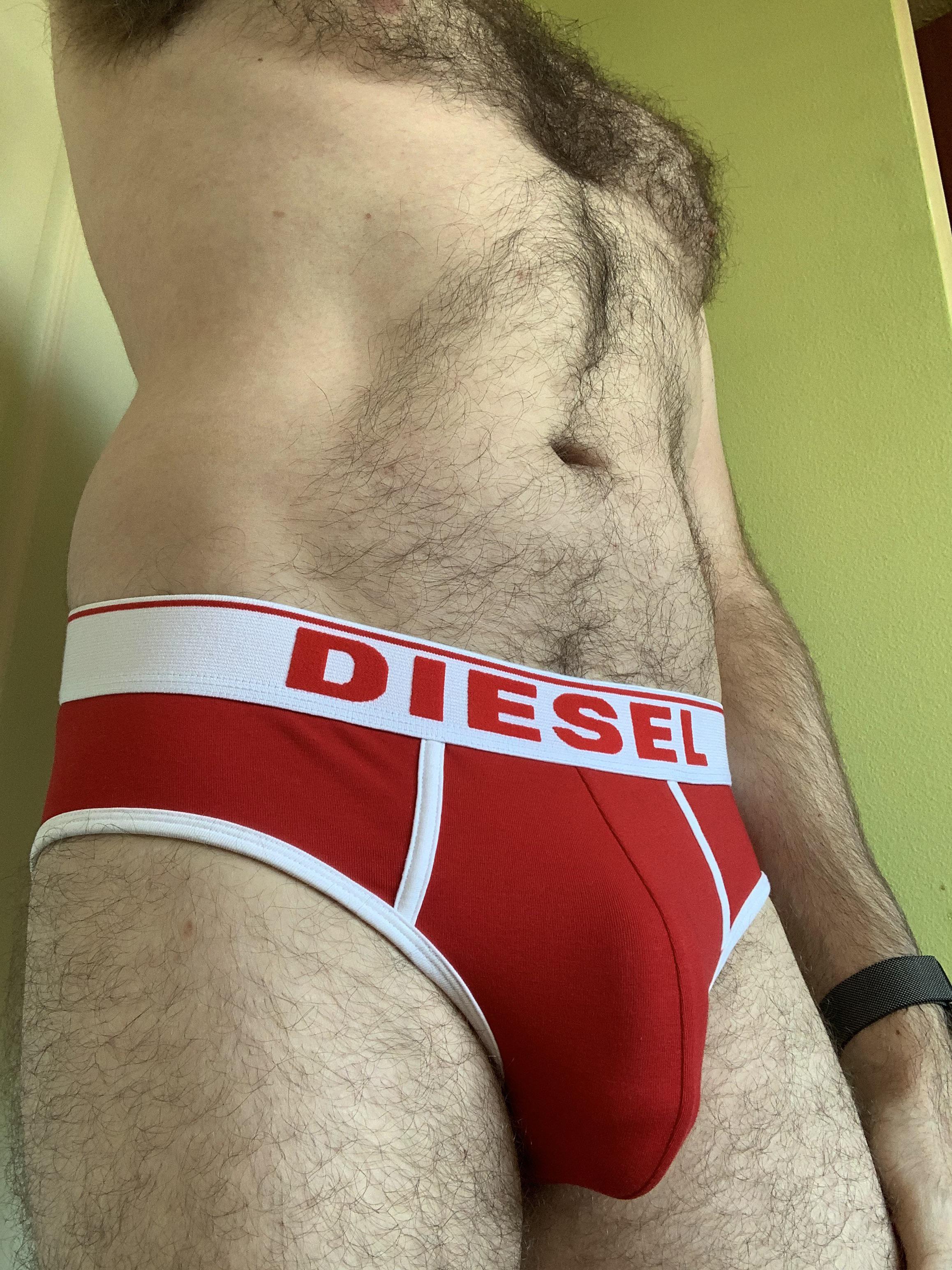 Red Diesel | Scrolller