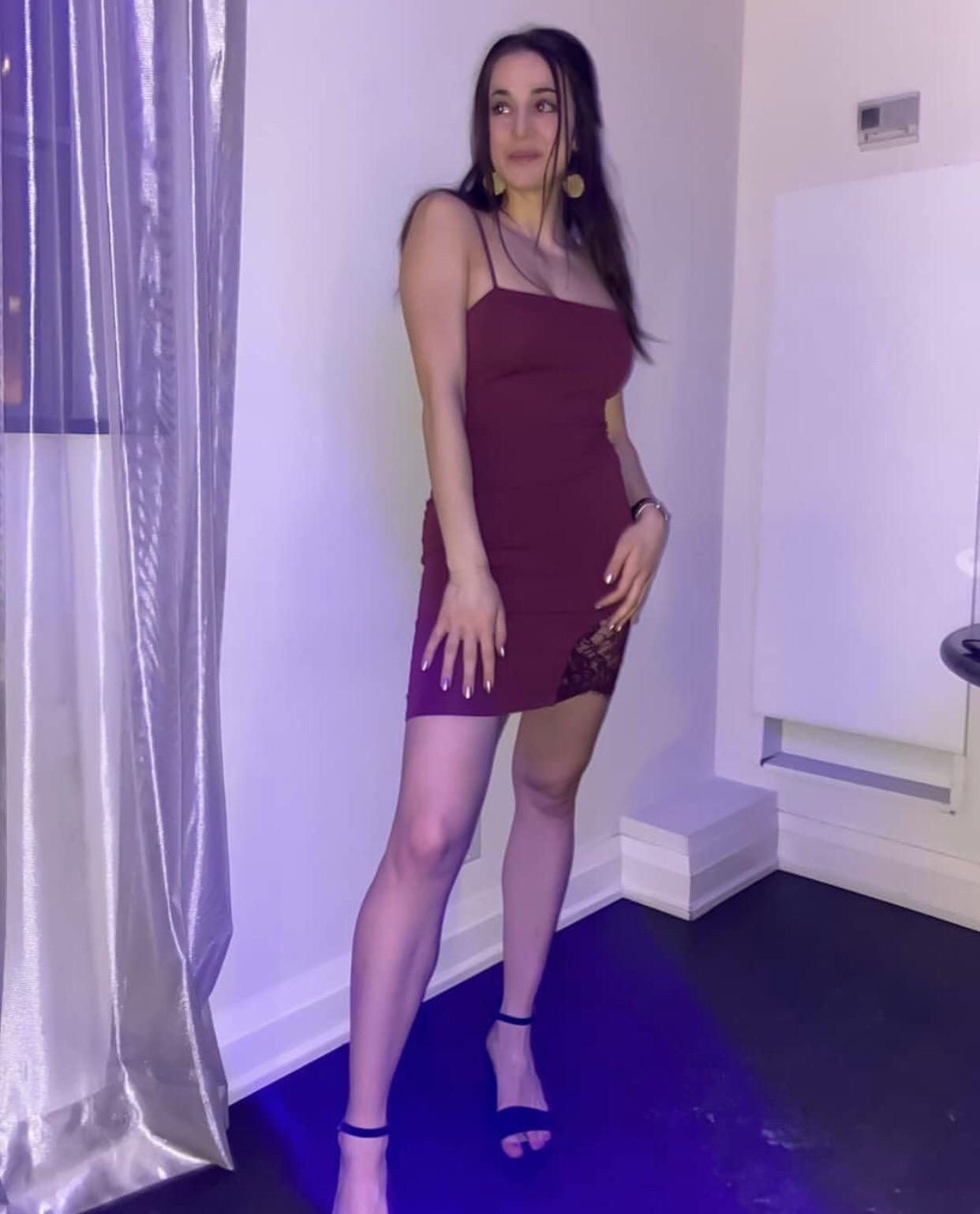 Red Dress Scrolller