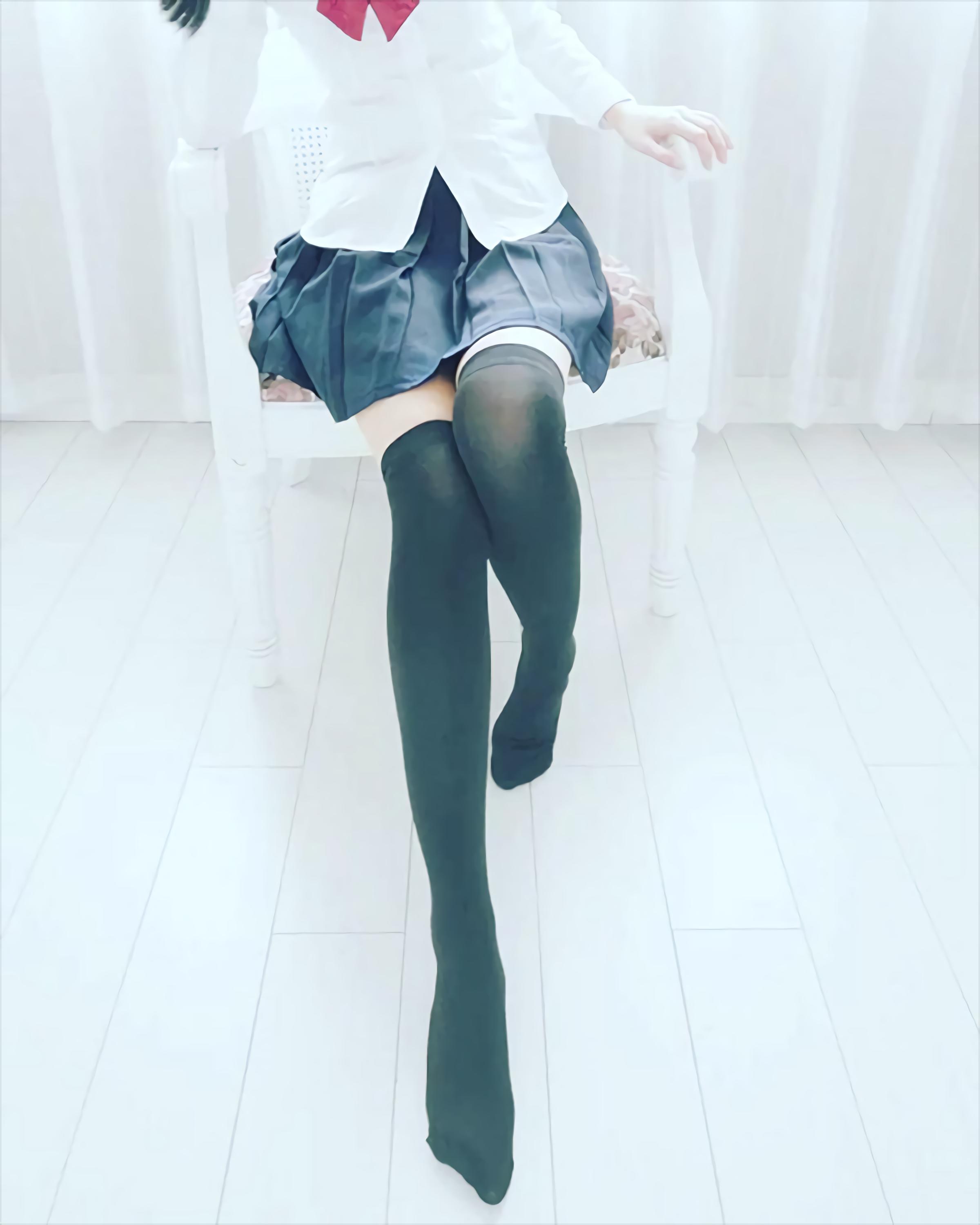 Red Ribbon | Scrolller