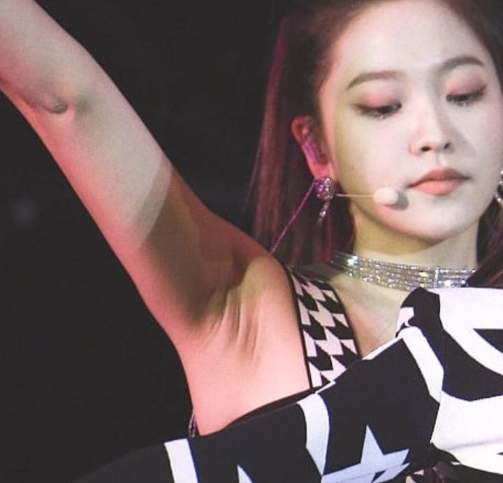 Red Velvet - Yeri | Scrolller