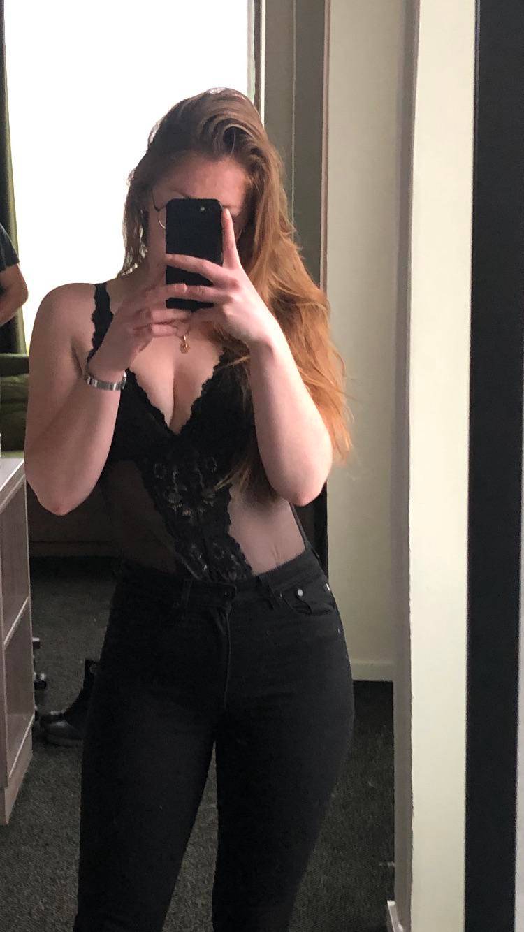 Sexy enough?👅😈💋 | Scrolller