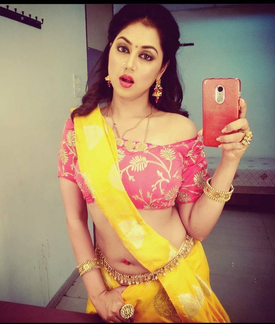 Reema Worah with her face oozing lust | Scrolller