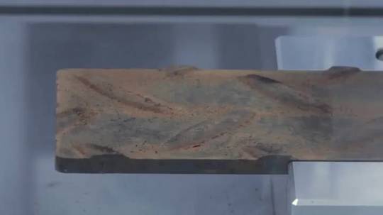 Removing rust from a metal surface through laser ablation | Scrolller