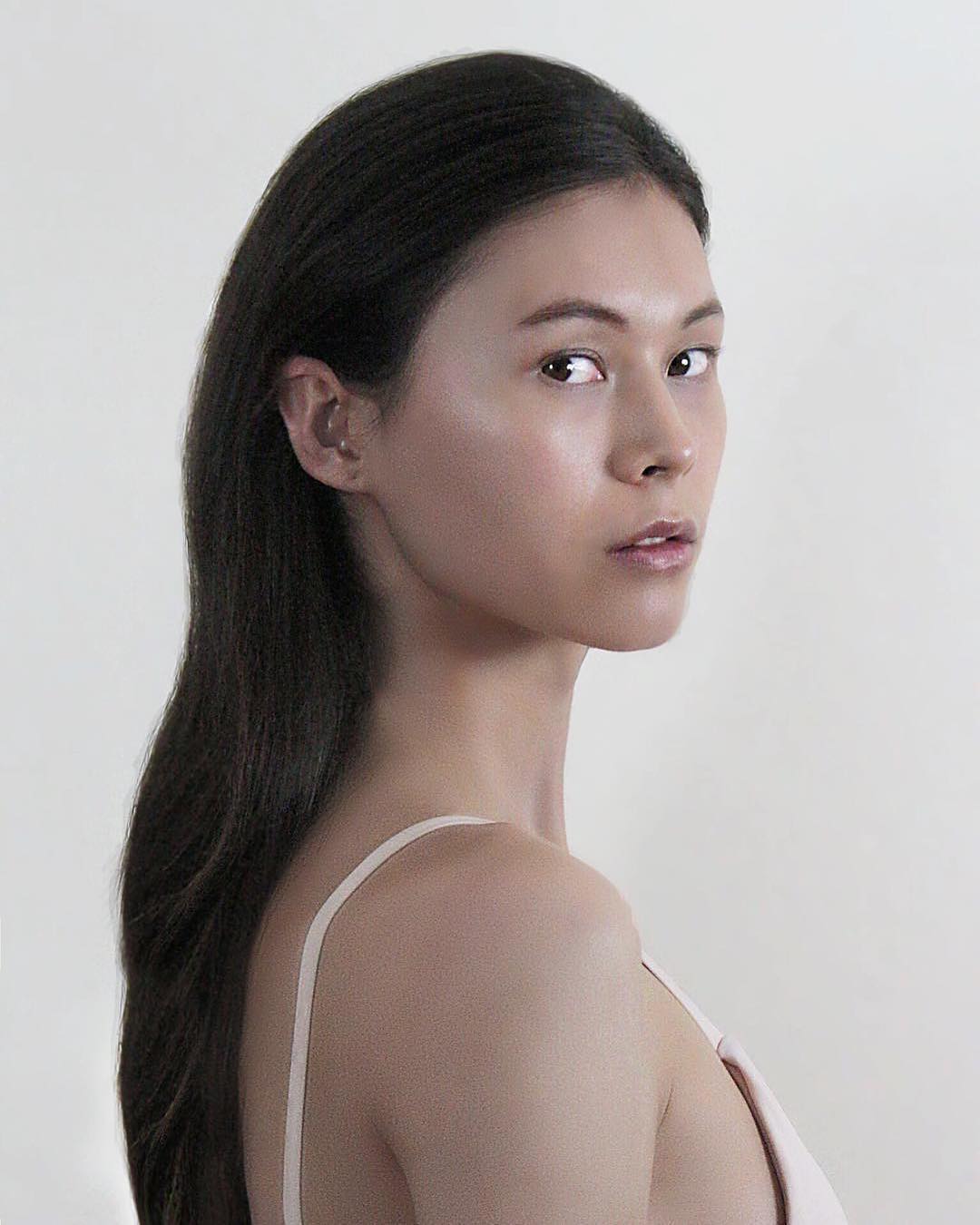 Ren Spriggs | Scrolller