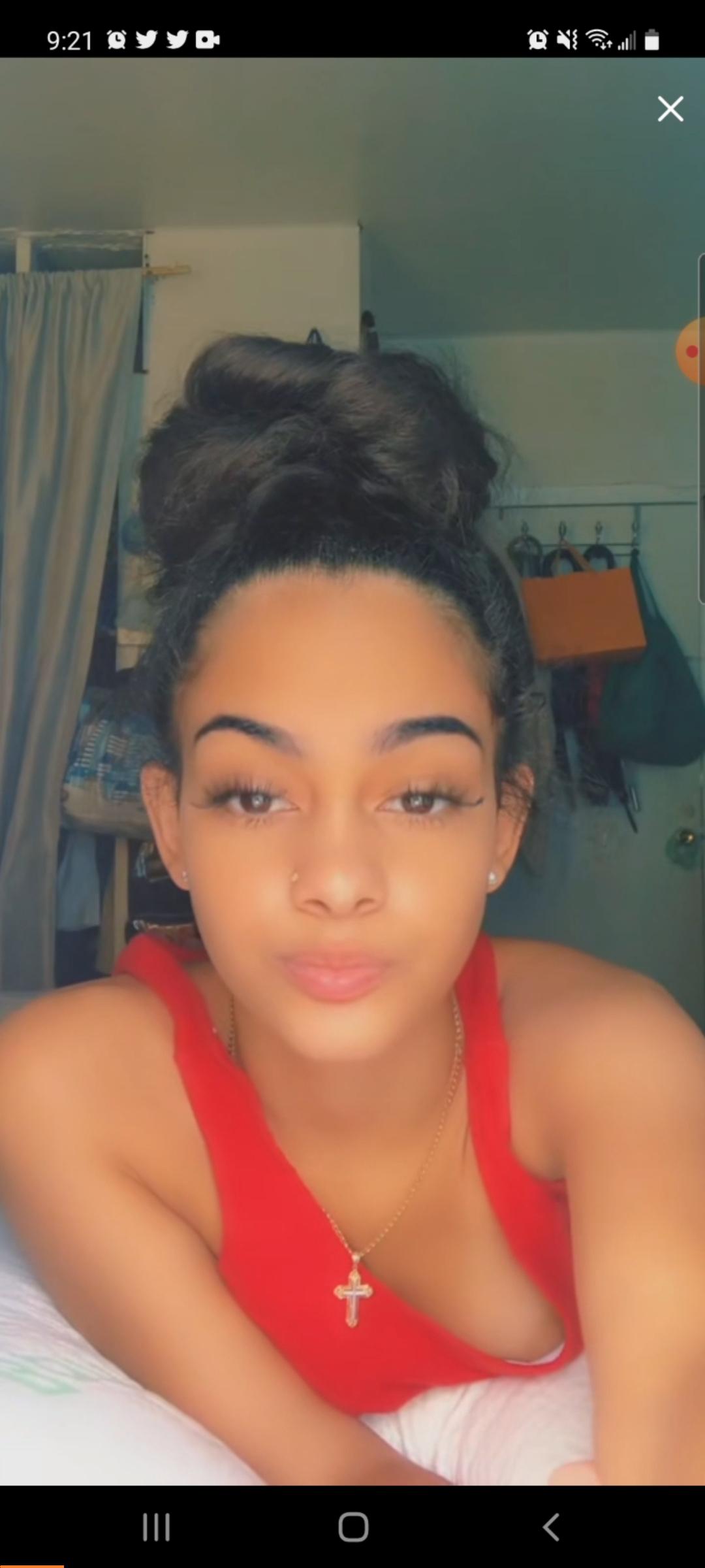 Repeat slips | Scrolller