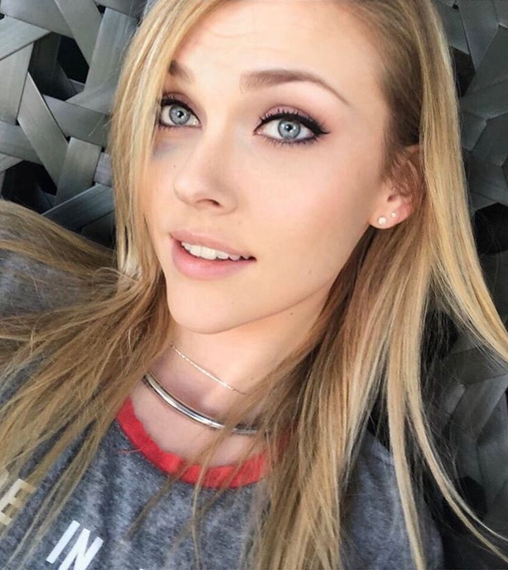 Repost from r\femsub | Scrolller