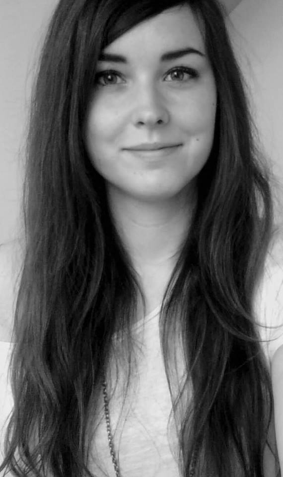 [REQUEST] Former classmate and crush *desperate* | Scrolller