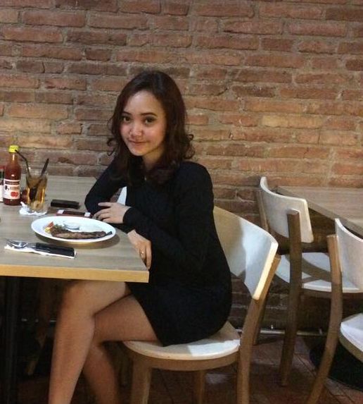 [REQUEST] Friend of friend. Cutie one at that. | Scrolller