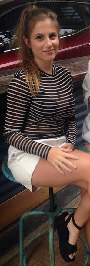 [Request] Girl from uni | Scrolller