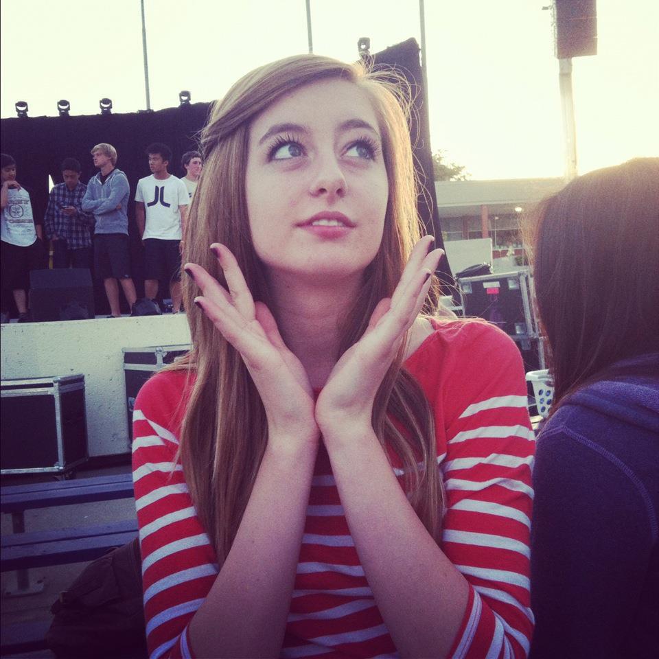 [REQUEST] My first crush | Scrolller